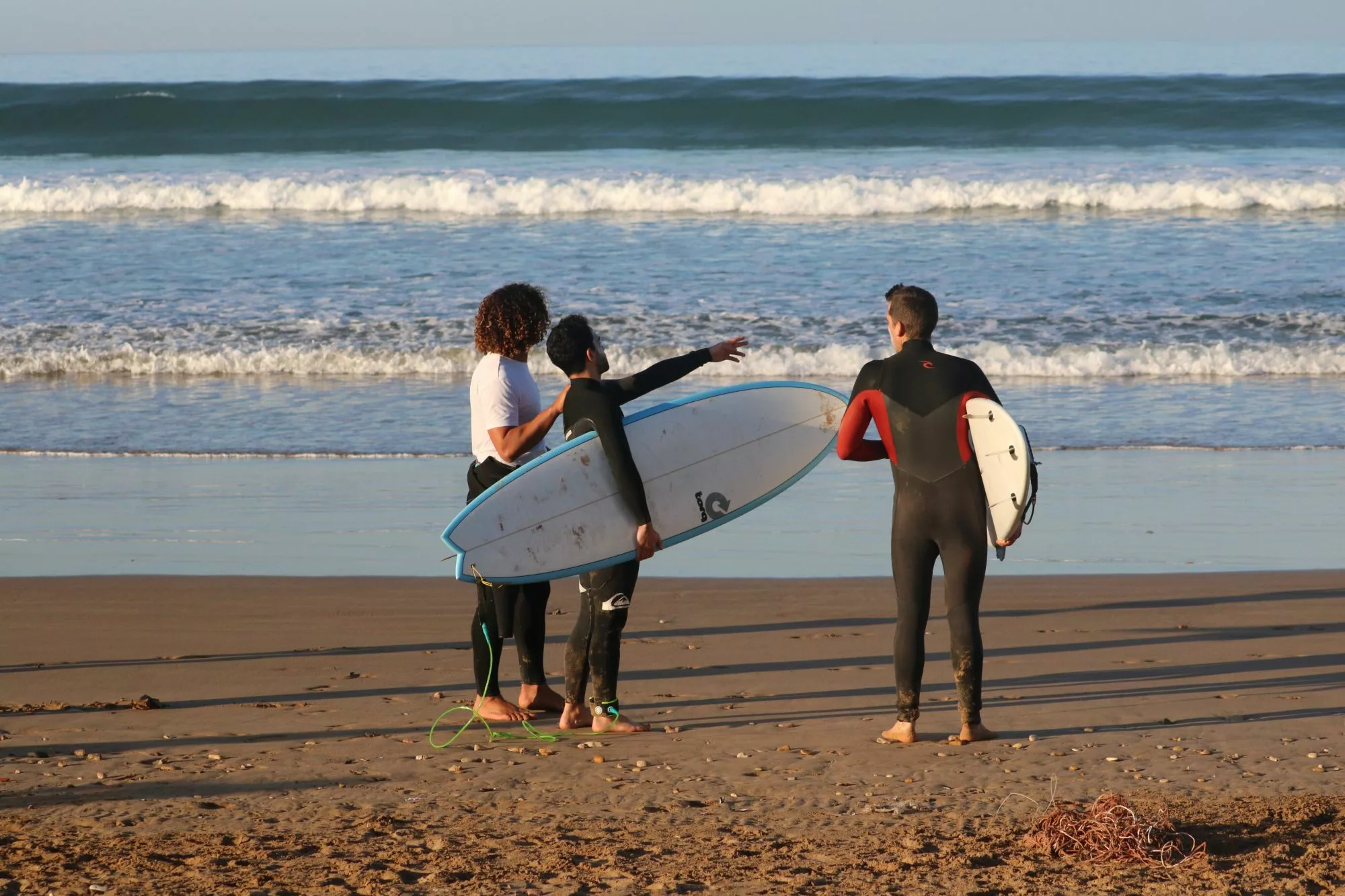 Riding the Waves: Finding the Best Moroccan Surfing Season with Surf ...